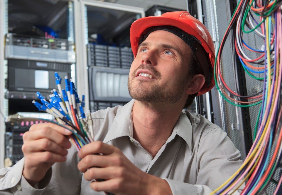 Cablage et installation de réseau informatique en Tunisie - ExpertiseIngenius IT